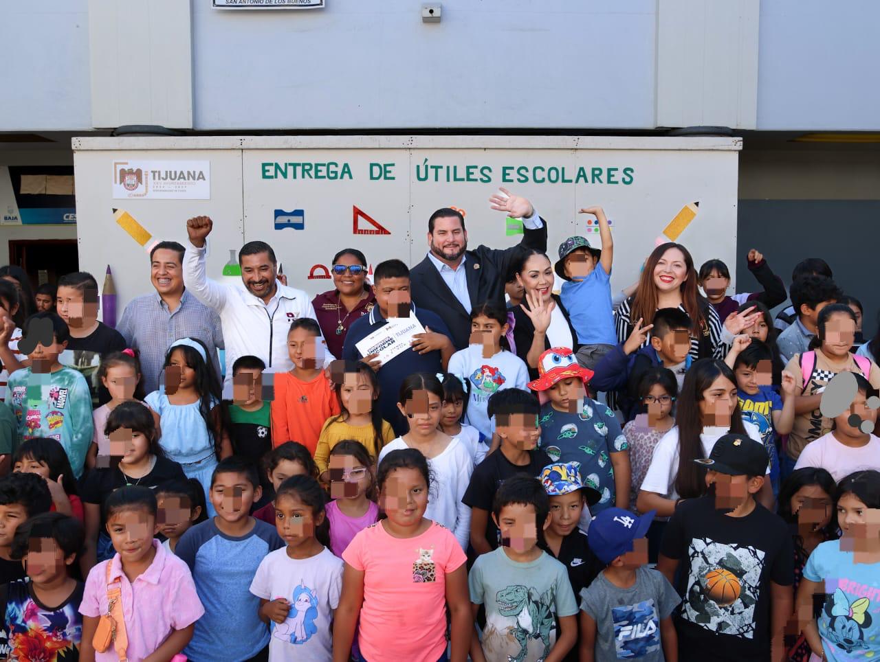 Alcalde de Tijuana impulsa regreso a clases digno